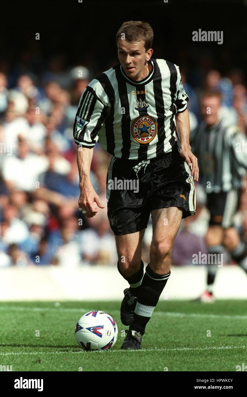 DIETMAR HAMANN NEWCASTLE UNITED FC 24 August 1998 Stock Photo - Alamy