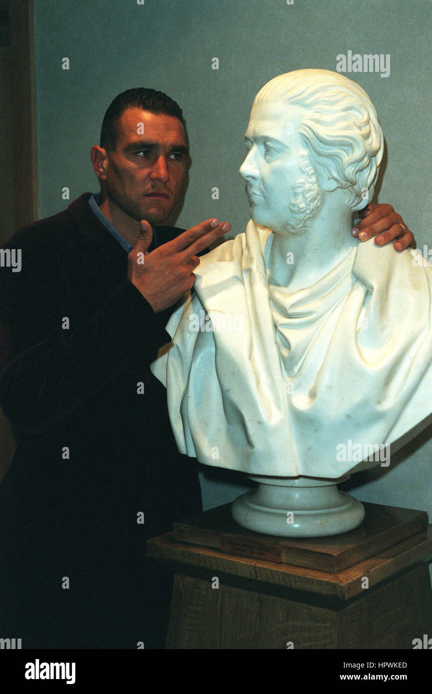 Vinnie jones lock stock hi-res stock photography and images - Alamy