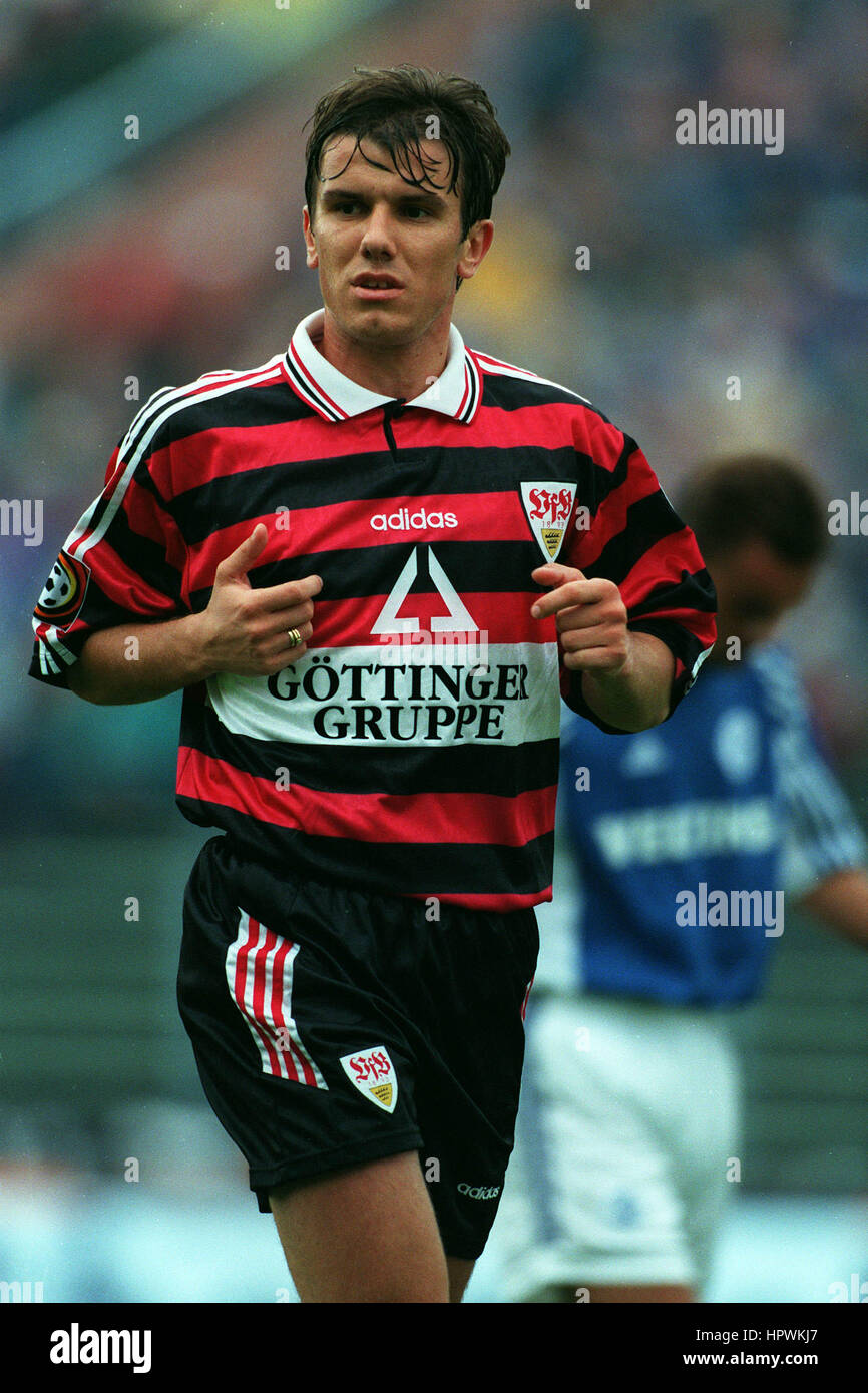 MITKO STOJKOWSKI VFB STUTTGART 25 August 1998 Stock Photo - Alamy