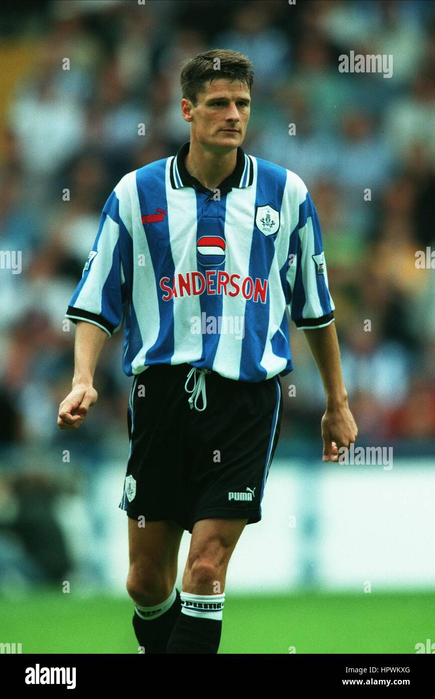 WIM JONK SHEFFIELD WEDNESDAY FC 30 August 1998 Stock Photo - Alamy