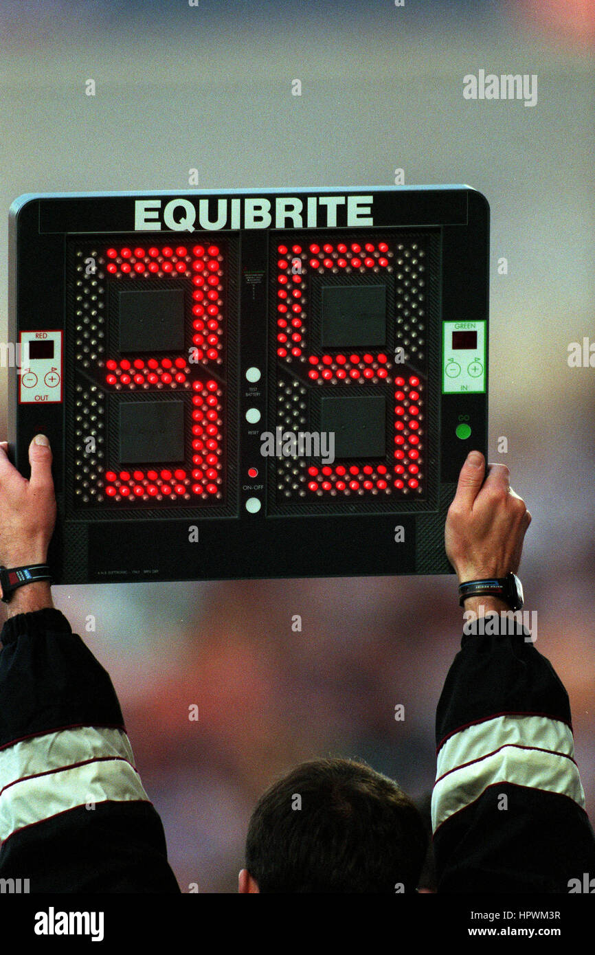 ELECTRONIC NUMBER BOARD FOOTBALL BOARD 01 September 1998 Stock Photo ...