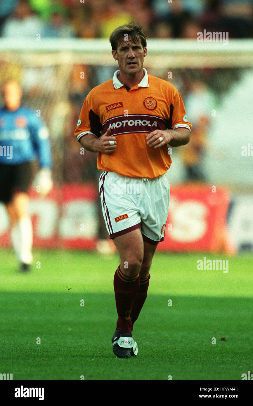 SHAUN TEALE MOTHERWELL FC 01 September 1998 Stock Photo - Alamy
