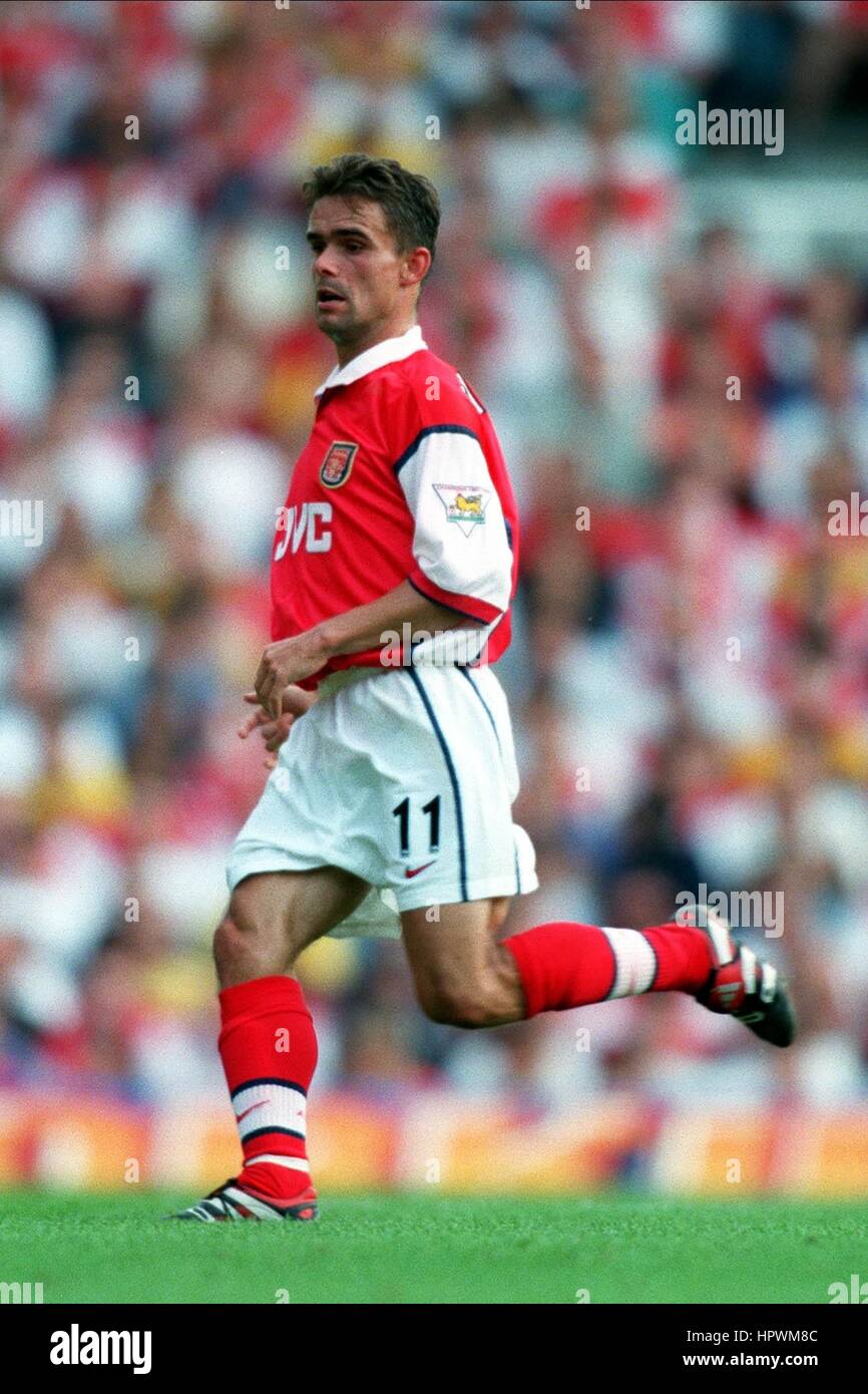 Arsenal overmars hi-res stock photography and images - Alamy Arsenal overmars hi-res stock photography and images - Alamy