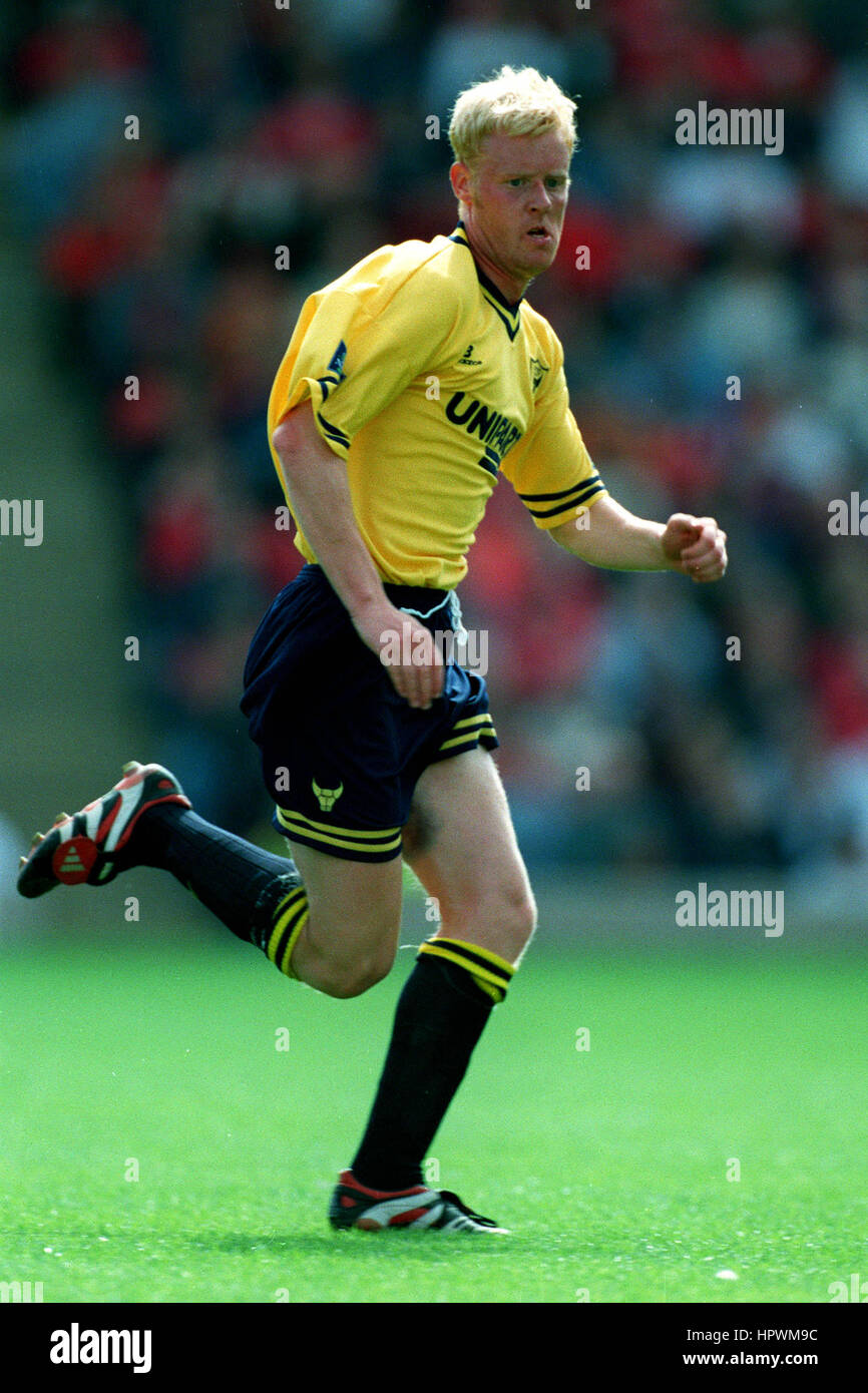 Simon marsh hi-res stock photography and images - Alamy