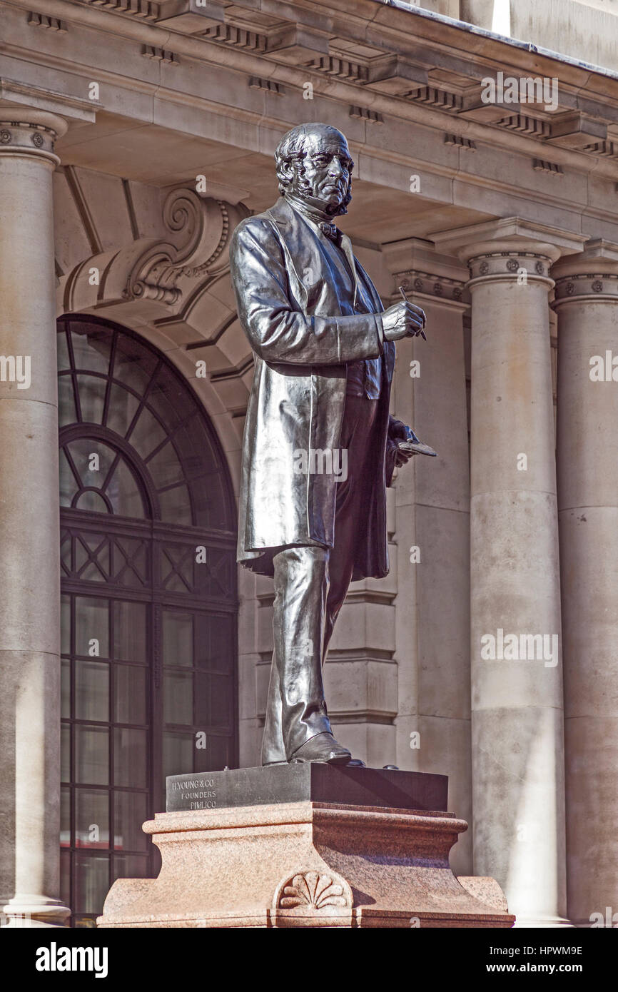 City of London The statue of Sir Rowland Hill, founder of the penny ...