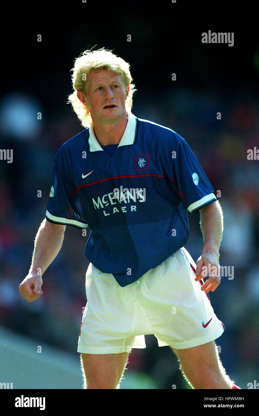 COLIN HENDRY GLASGOW RANGERS FC 01 September 1998 Stock Photo - Alamy