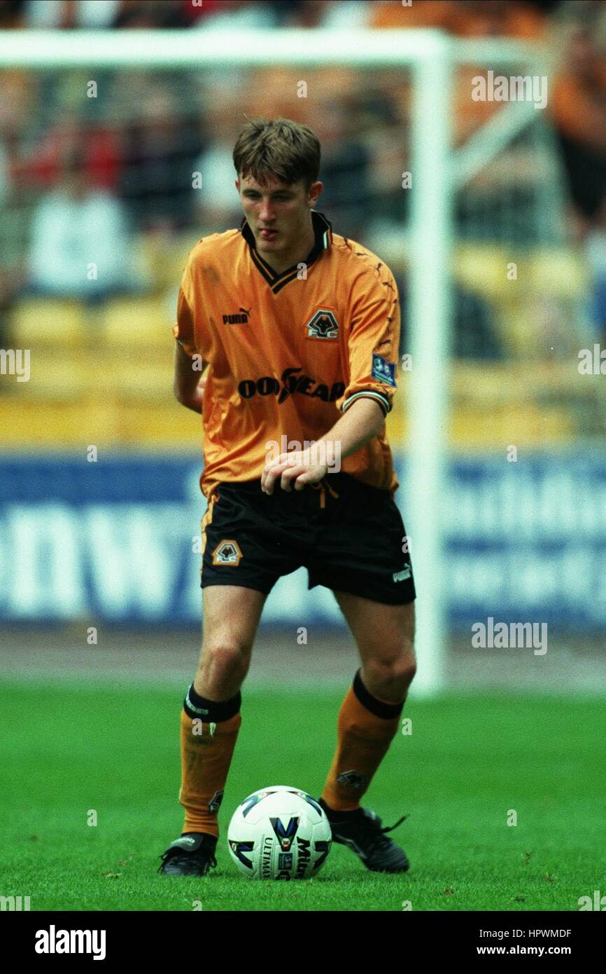 LEE NAYLOR WOLVERHAMPTON WANDERERS FC 01 September 1998 Stock Photo - Alamy