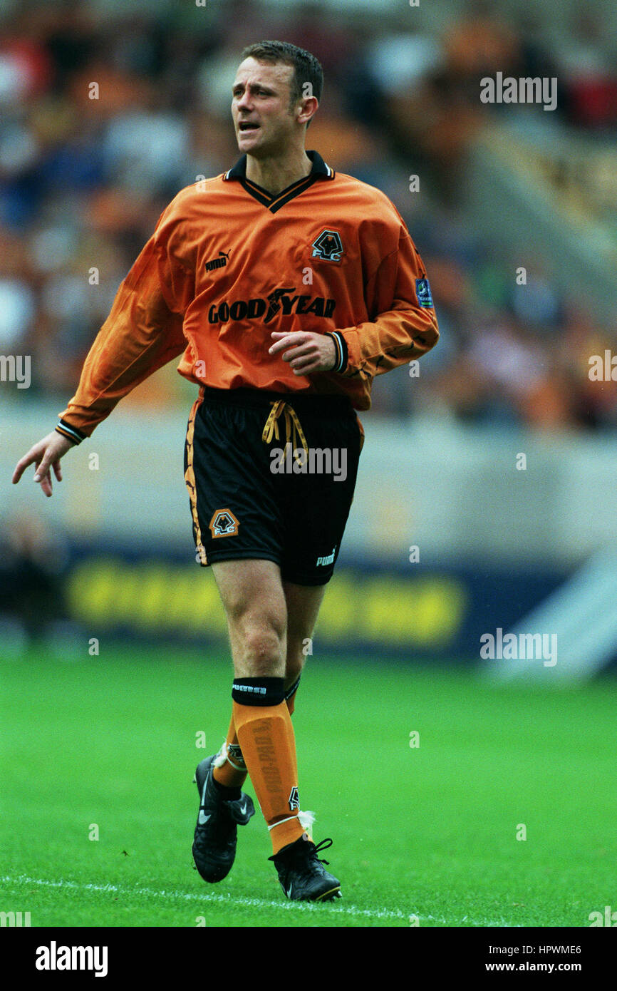 STEVE SEDGLEY WOLVERHAMPTON WANDERERS FC 01 September 1998 Stock Photo ...