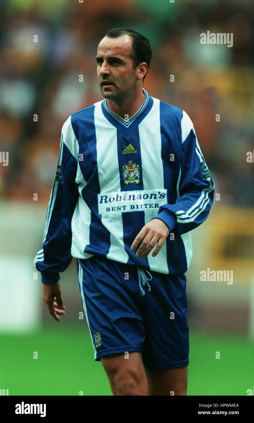 PAUL COOK STOCKPORT COUNTY F.C. 01 September 1998 Stock Photo - Alamy