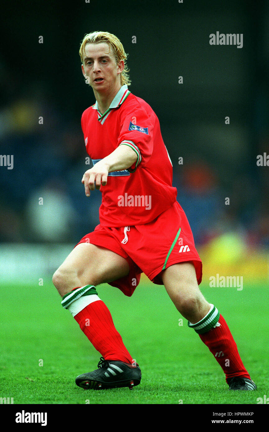 Robin hulbert hi-res stock photography and images - Alamy