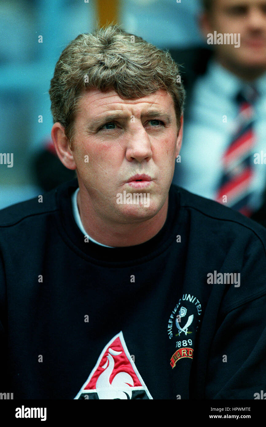Sheffield united manager steve bruce hi-res stock photography and ...