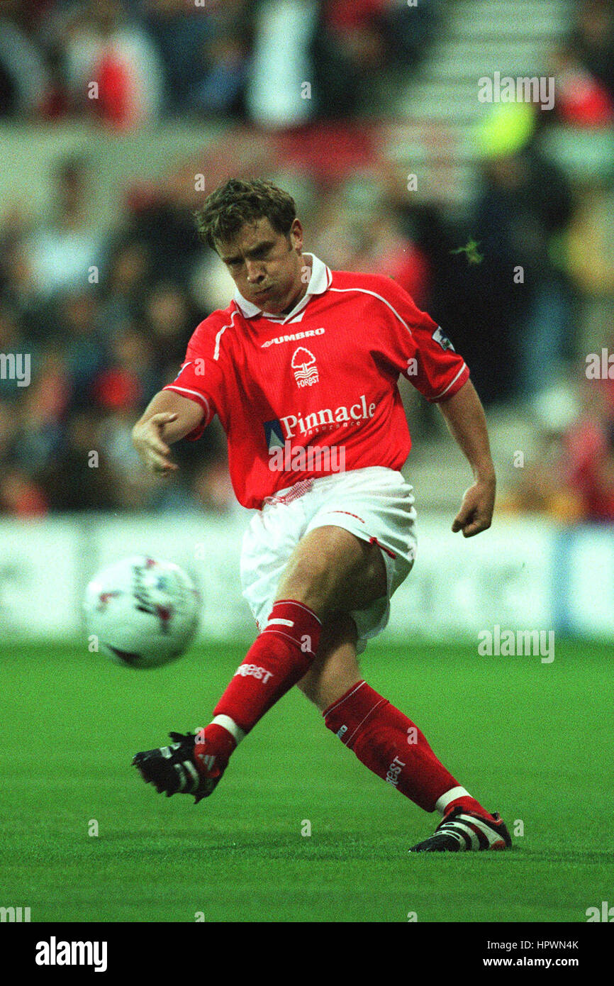 ALAN ROGERS NOTTINGHAM FOREST FC 09 September 1998 Stock Photo - Alamy