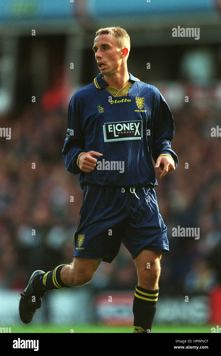 CHRIS PERRY . WIMBLEDON FC 12 September 1998 Stock Photo - Alamy