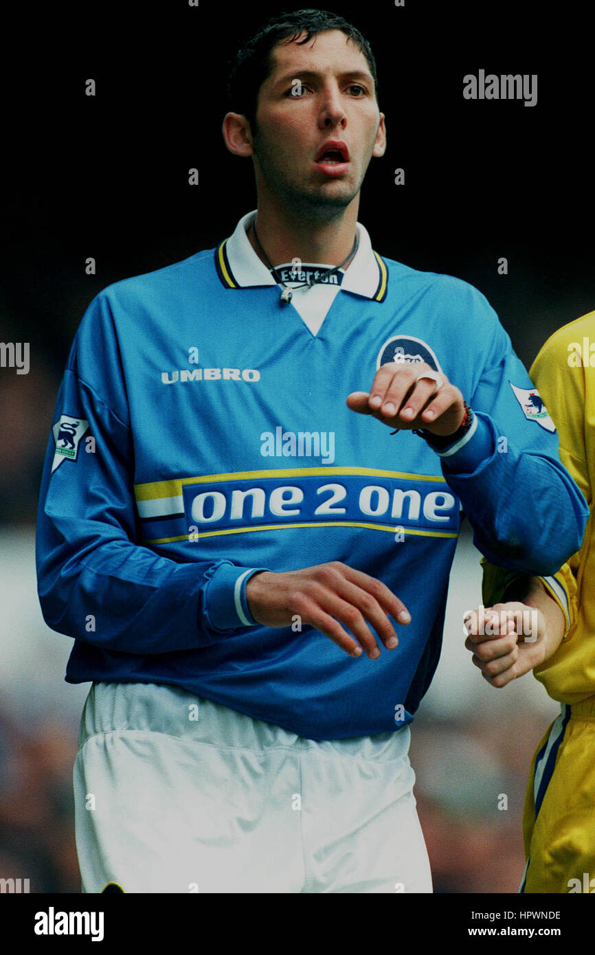 MARCO MATERAZZI EVERTON FC 12 September 1998 Stock Photo - Alamy