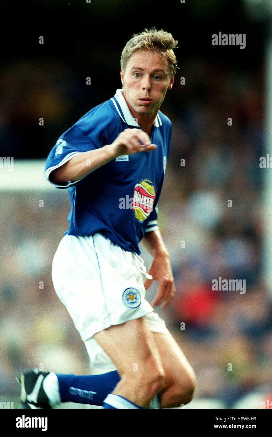 STEVE GUPPY LEICESTER CITY FC 12 September 1998 Stock Photo - Alamy