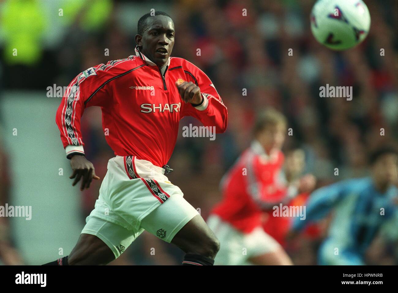 DWIGHT YORKE MANCHESTER UNITED FC 14 September 1998 Stock Photo - Alamy