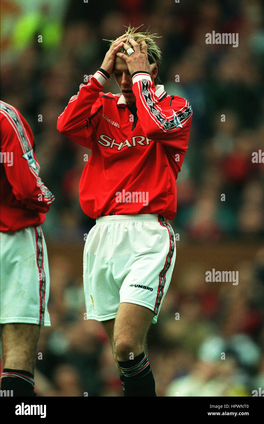 David beckham manchester united 1998 hi-res stock photography and ...