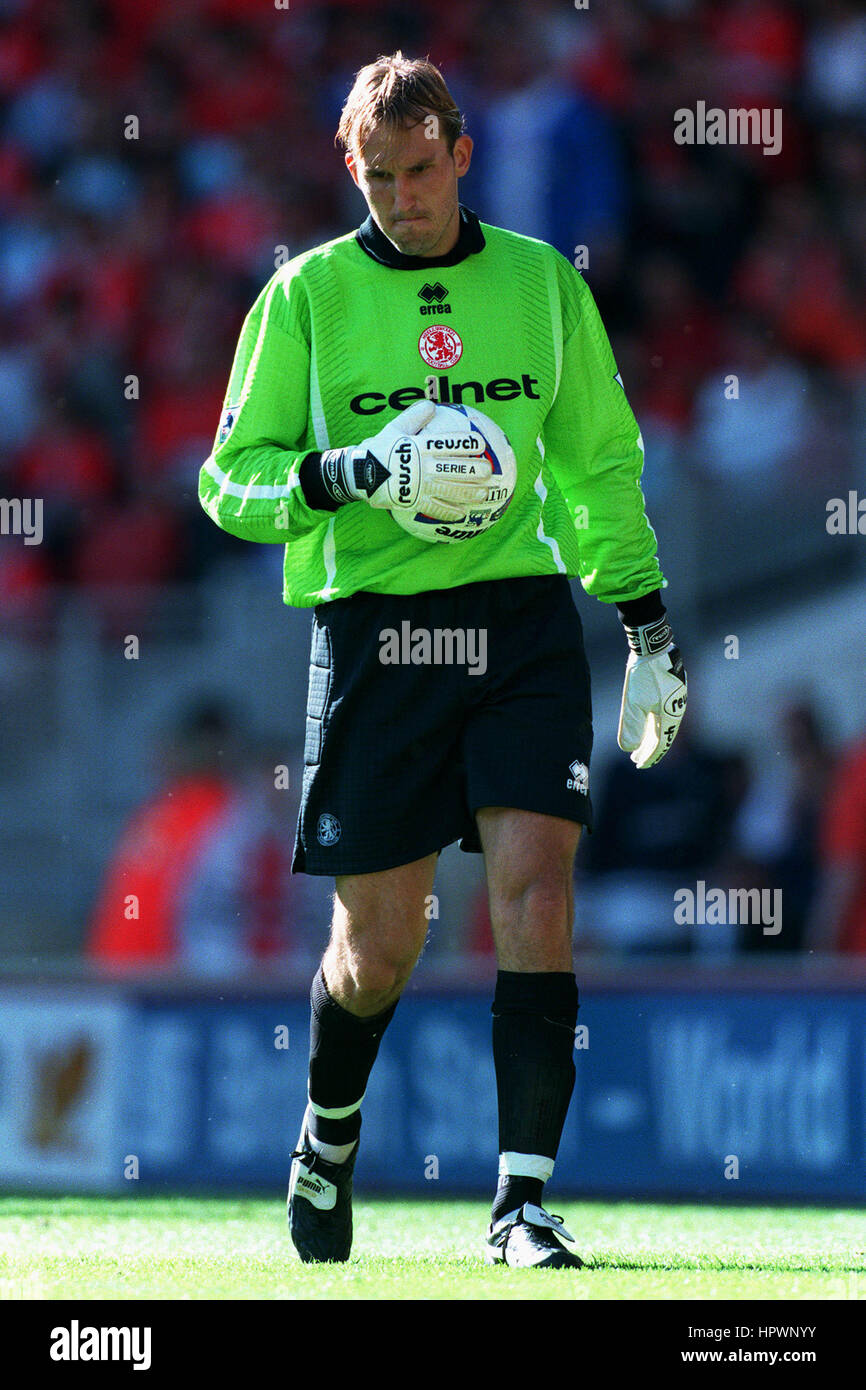 Mark schwarzer middlesbrough fc hi-res stock photography and images - Alamy