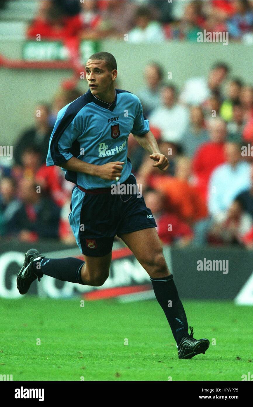 Rio ferdinand 1998 hi-res stock photography and images - Alamy