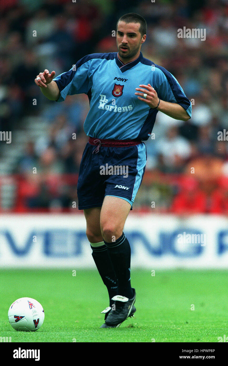 Ian Pearce High Resolution Stock Photography and Images - Alamy