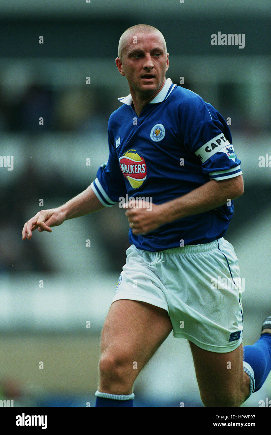 Matt elliott hi-res stock photography and images - Alamy