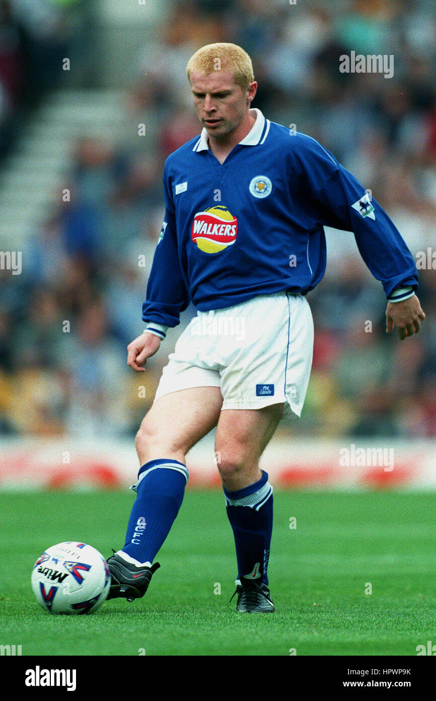 NEIL LENNON LEICESTER CITY FC 21 September 1998 Stock Photo - Alamy