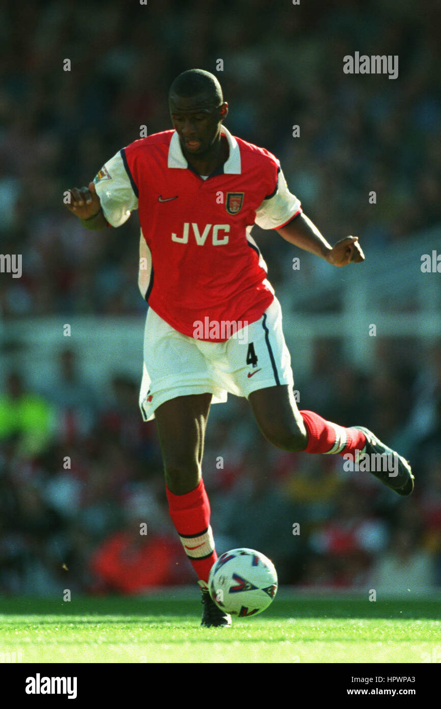 PATRICK VIEIRA ARSENAL FC 21 September 1998 Stock Photo - Alamy