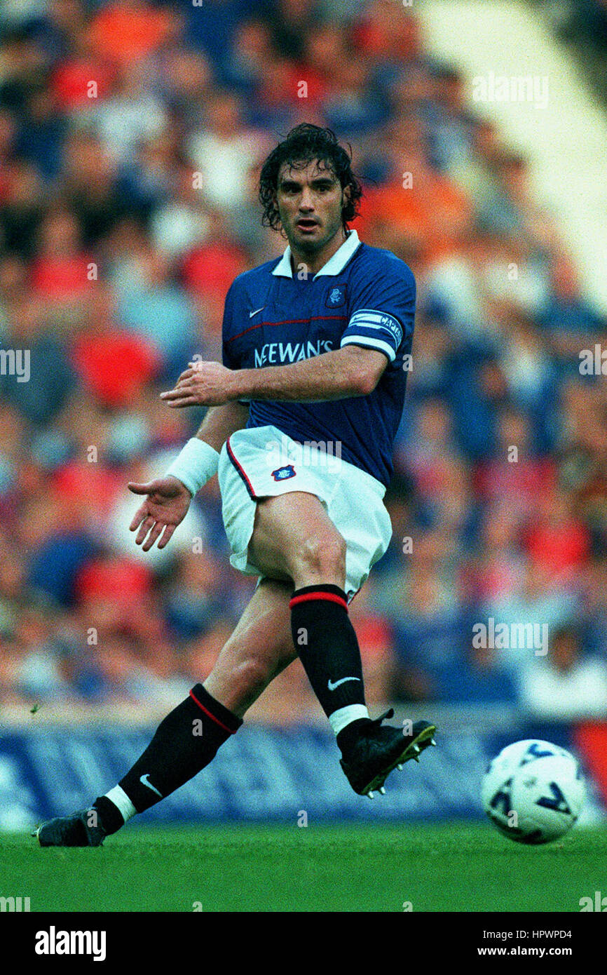 LORENZI AMORUSO GLASGOW RANGERS FC 21 September 1998 Stock Photo - Alamy