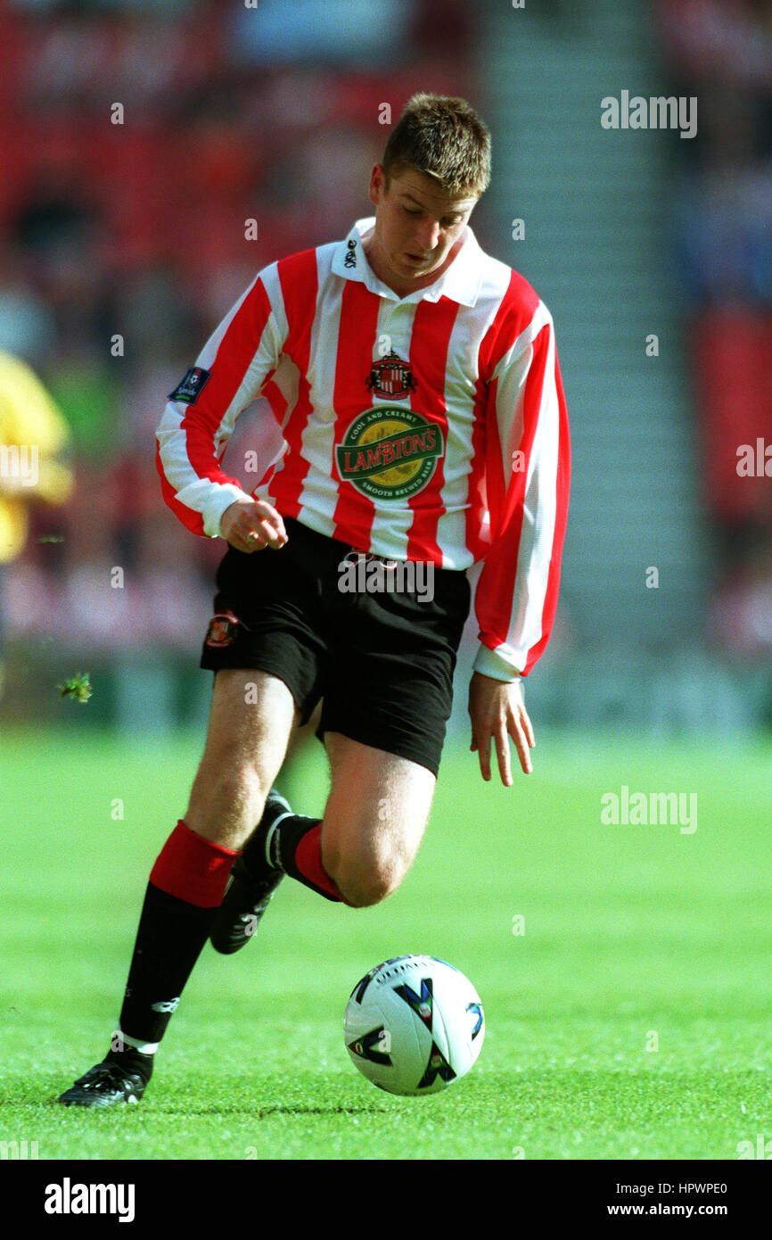 MICHAEL BRIDGES SUNDERLAND FC 21 September 1998 Stock Photo - Alamy