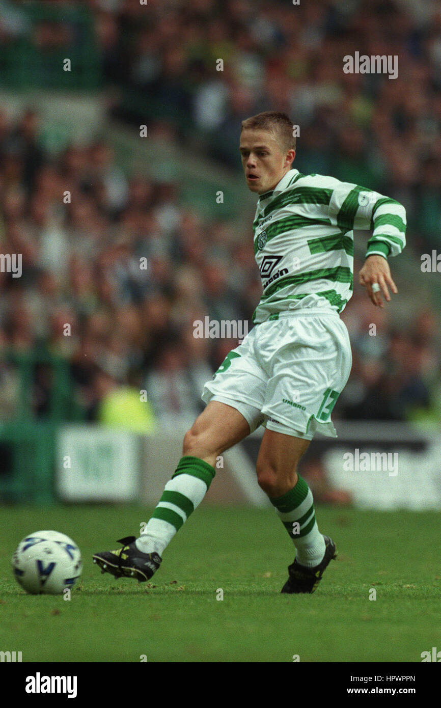SIMON DONNELLY GLASGOW CELTIC FC 27 September 1998 Stock Photo - Alamy