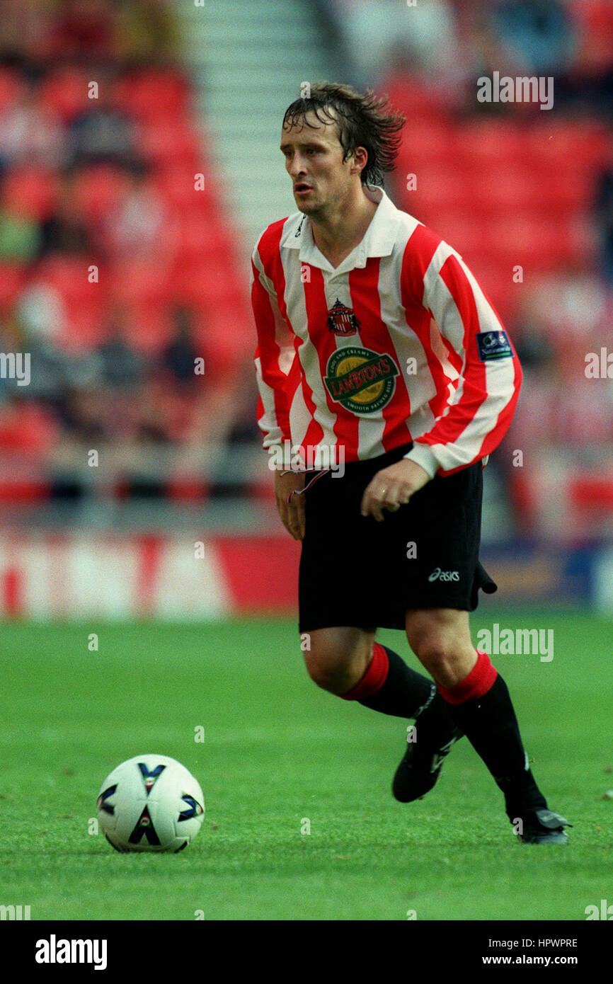 NICKY SUMMERBEE SUNDERLAND FC 27 September 1998 Stock Photo - Alamy