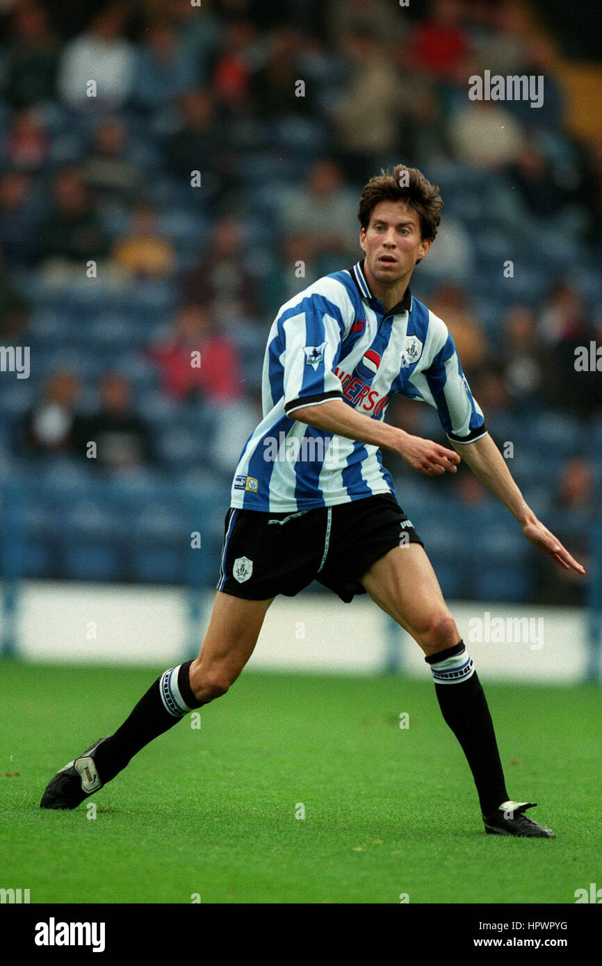 PETTER RUDI SHEFFIELD WEDNESDAY FC 26 September 1998 Stock Photo - Alamy