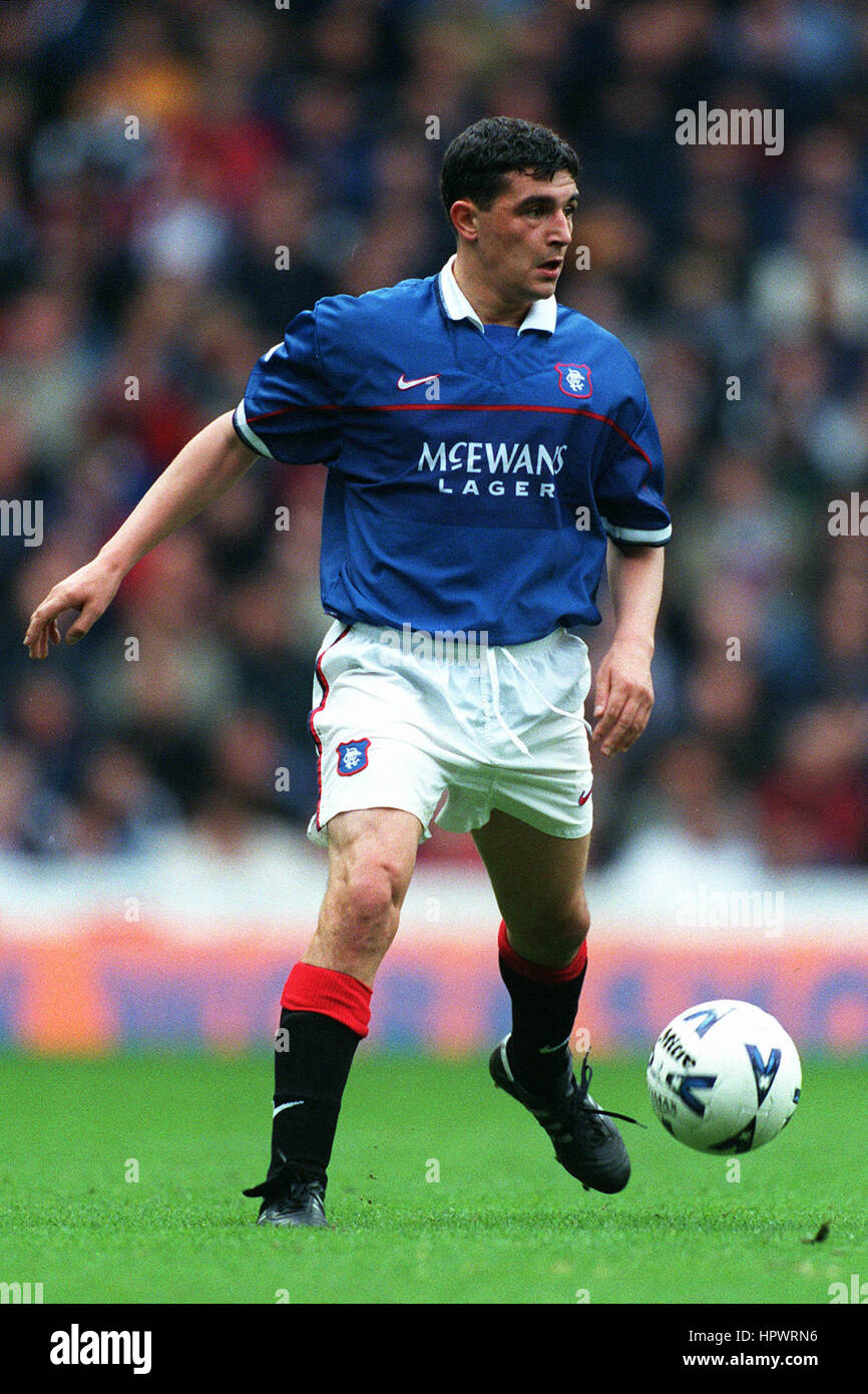 CHARLIE MILLER GLASGOW RANGERS FC 05 October 1998 Stock Photo - Alamy
