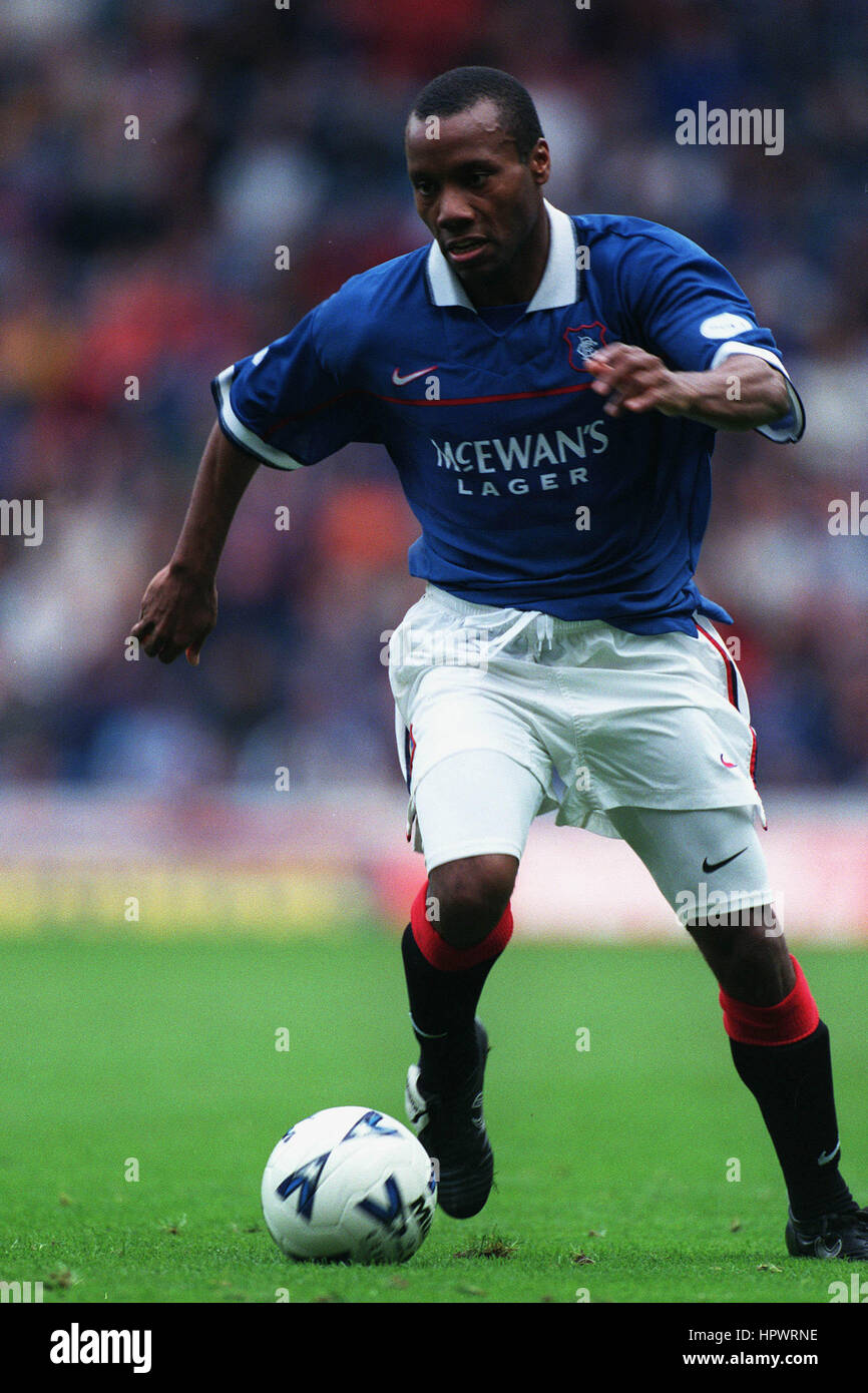 ROD WALLACE GLASGOW RANGERS FC 06 October 1998 Stock Photo - Alamy