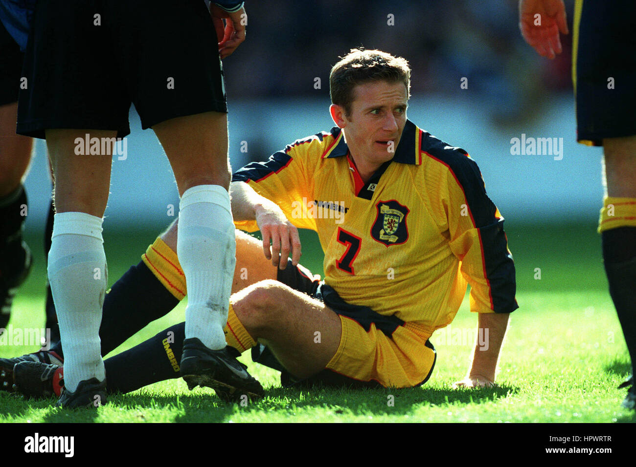 KEVIN GALLACHER SCOTLAND & BLACKBURN ROVERS FC 10 October 1998 Stock ...