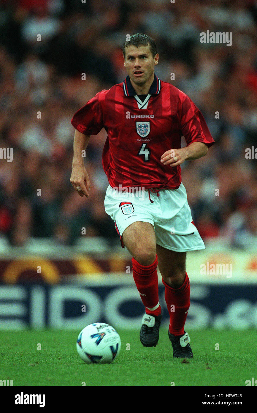 Robert lee 1998 hi-res stock photography and images - Alamy