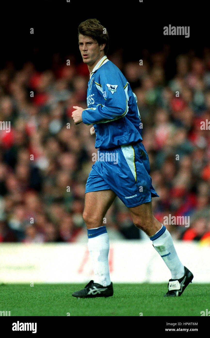 BRIAN LAUDRUP CHELSEA FC 17 October 1998 Stock Photo - Alamy