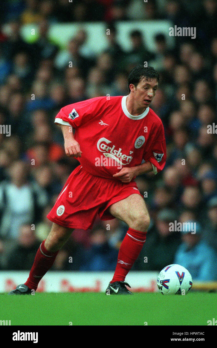 ROBBIE FOWLER LIVERPOOL FC 17 October 1998 Stock Photo - Alamy