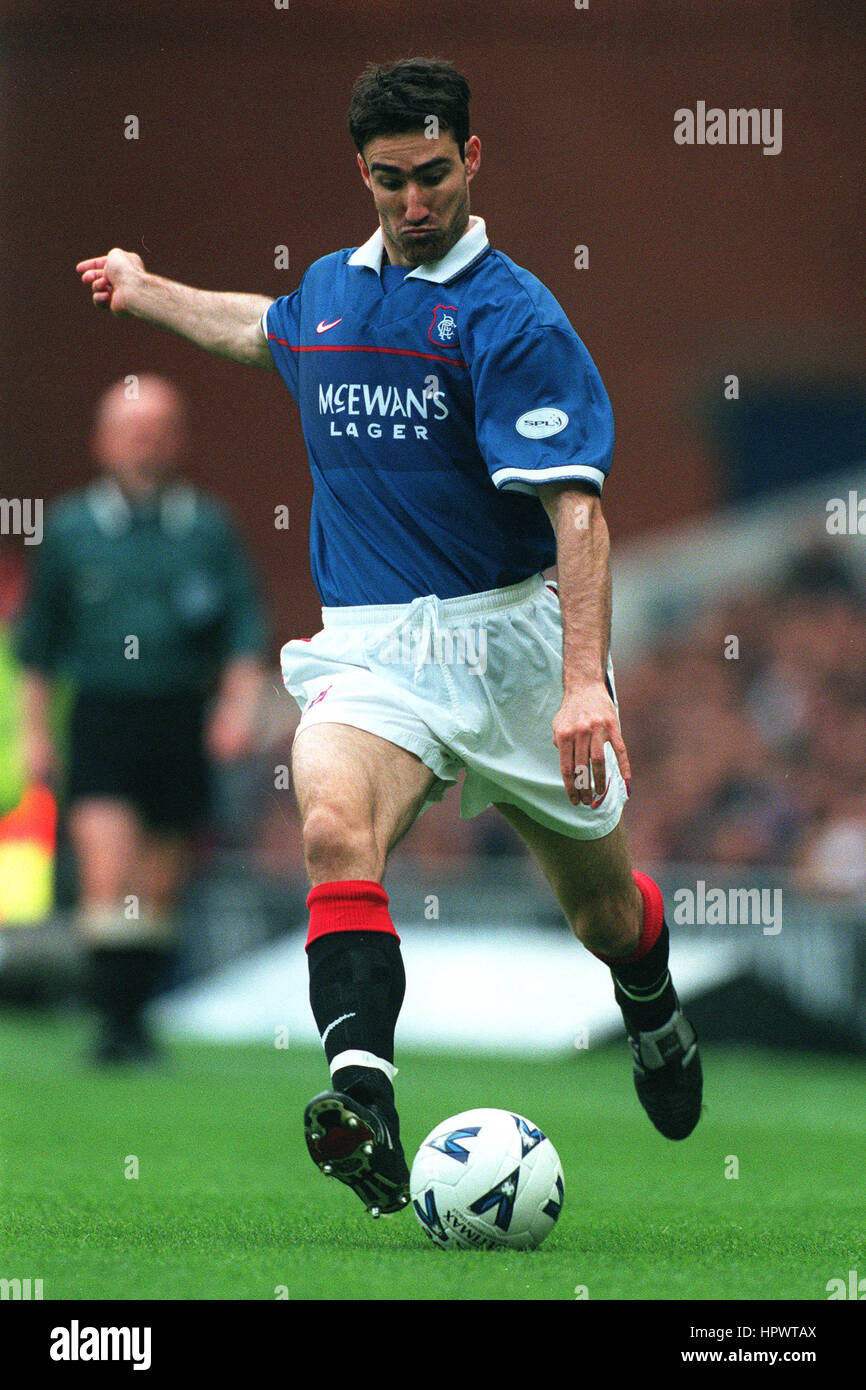 TONY VIDMAR GLASGOW RANGERS FC 18 October 1998 Stock Photo - Alamy