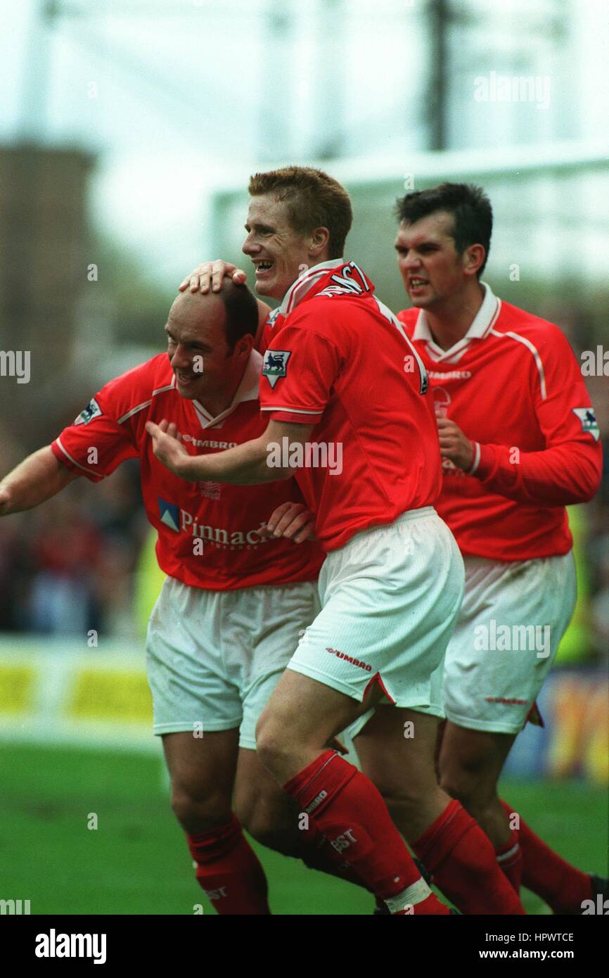 STEVE STONE & CRAIG ARMSTRONG NOTTINGHAM FOREST V LEEDS UTD 17 October ...