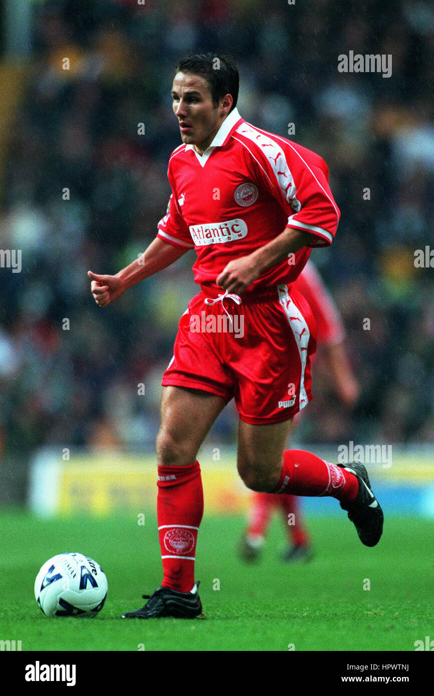 EOIN JESS ABERDEEN FC 24 October 1998 Stock Photo - Alamy