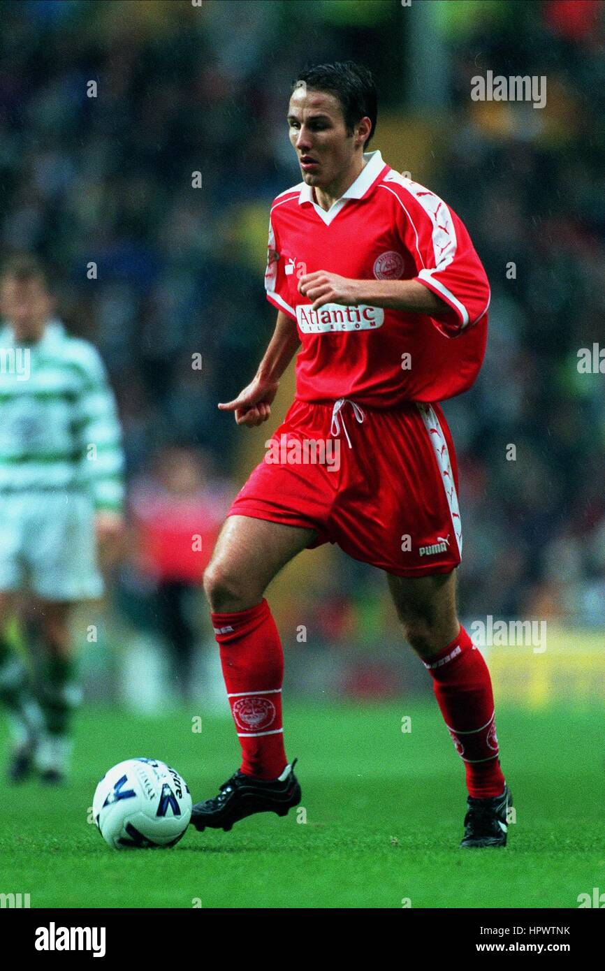 EOIN JESS ABERDEEN FC 24 October 1998 Stock Photo - Alamy