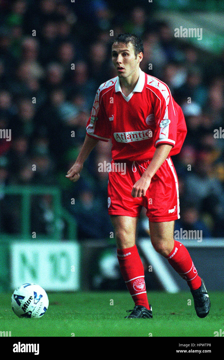EOIN JESS ABERDEEN FC 24 October 1998 Stock Photo - Alamy