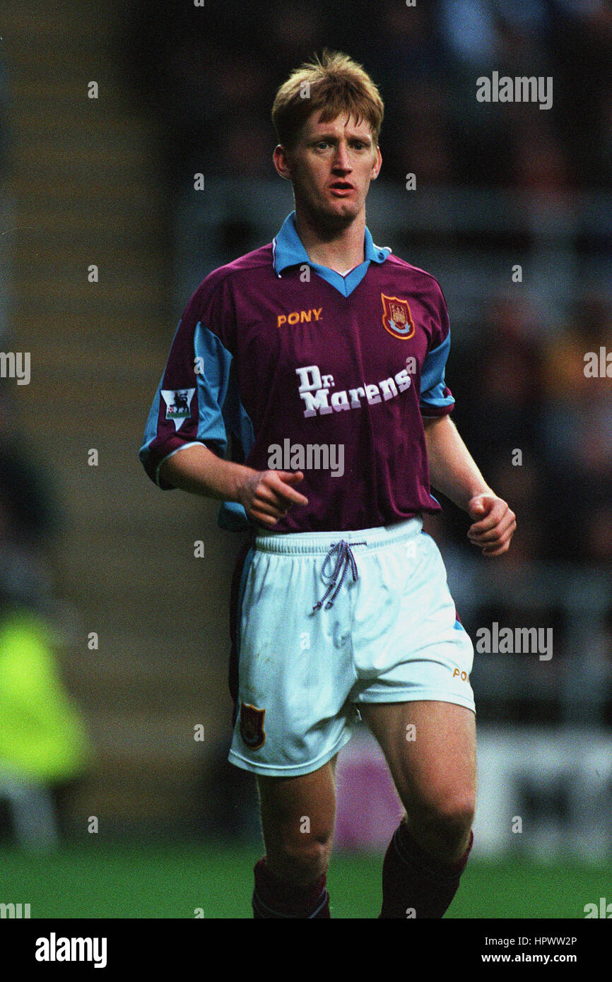 Steve lomas west ham united hi-res stock photography and images - Alamy