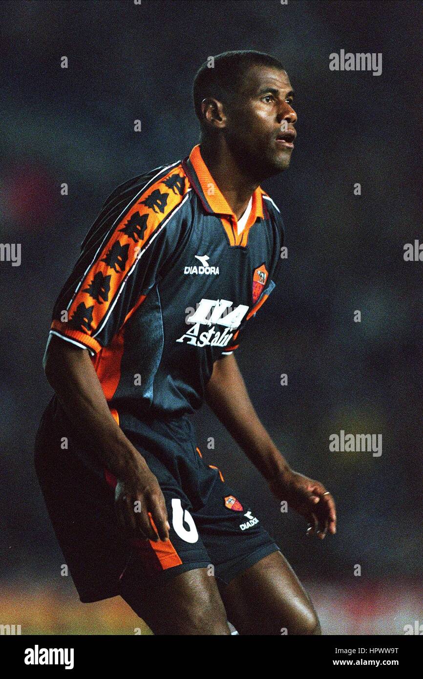 Aldair hi-res stock photography and images - Alamy