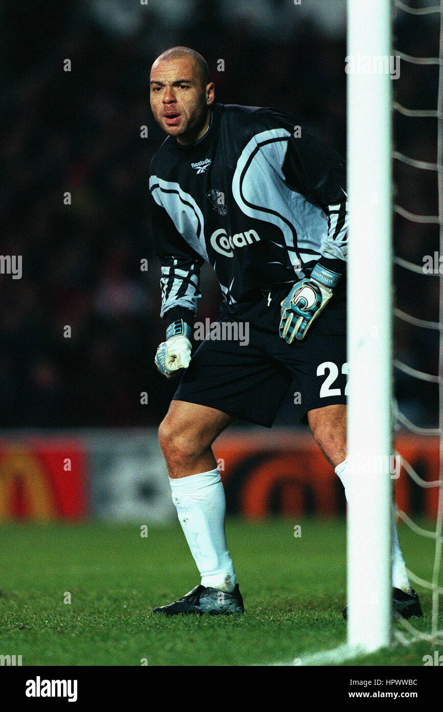 EMEKA ANDERSON BRONDBY FC 06 November 1998 Stock Photo - Alamy