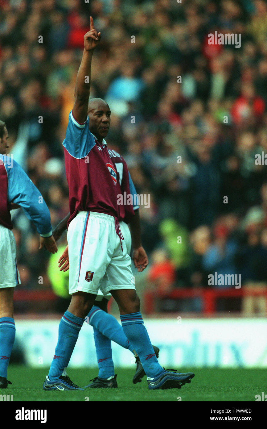 Dion dublin 1998 hi-res stock photography and images - Alamy