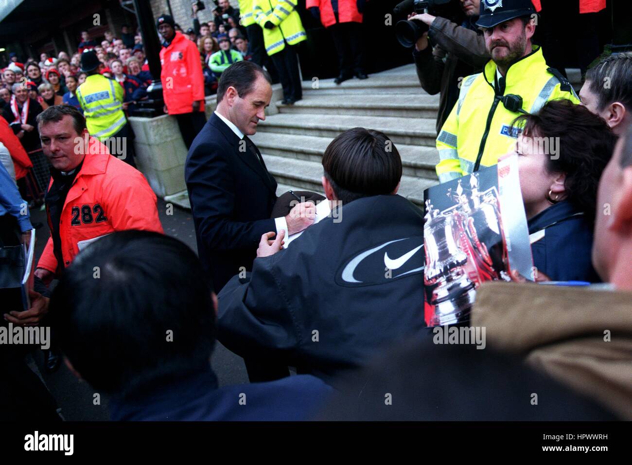 George Graham Manager Stock Photos & George Graham Manager Stock Images ...