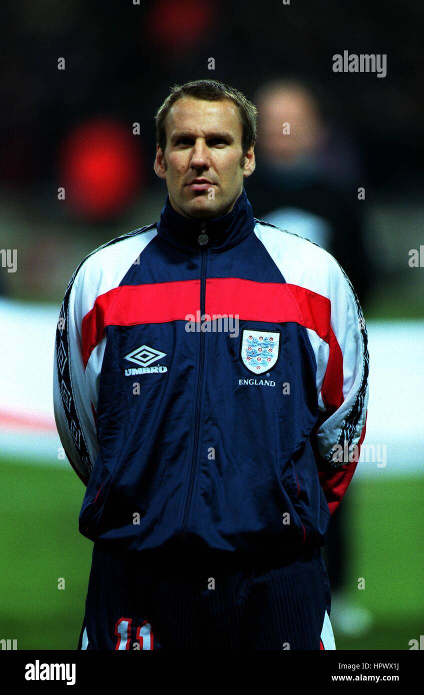 Paul merson 1998 hi-res stock photography and images - Alamy