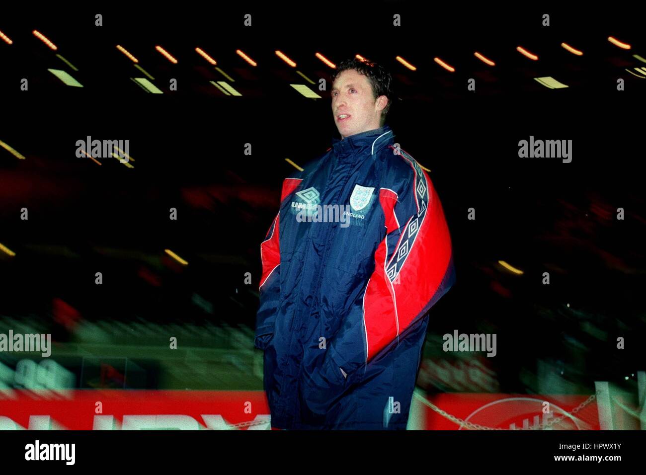 ROBBIE FOWLER ENGLAND & LIVERPOOL FC 18 November 1998 Stock Photo - Alamy